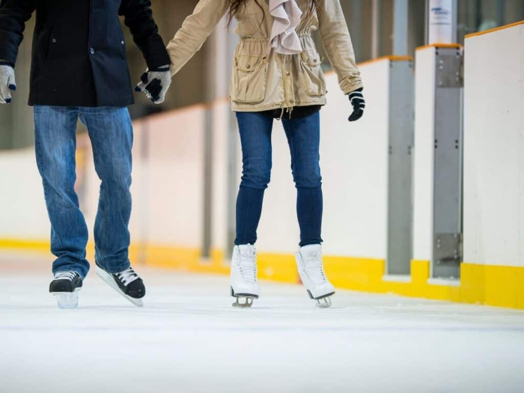 Where to Go Ice Skating in Toronto This Winter: 16+ Best Outdoor Rinks