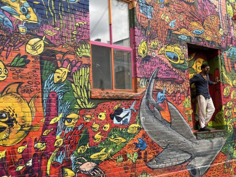 Graffiti Alley Toronto: What First-Time Visitors Should Know