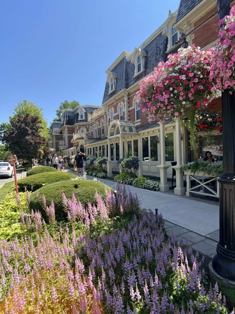 Spring in Niagara Falls, Canada: The Ultimate Travel Guide